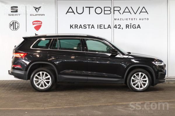 Шкода Kodiaq 2023 в Рига на AUTOMOTO.COM.LV Черный Шкода Kodiaq 2023 в Рига, объемом двигателя 2.00 л и пробегом 92 тыс. км за 26490 €, фото 6 на AUTOMOTO.COM.LV