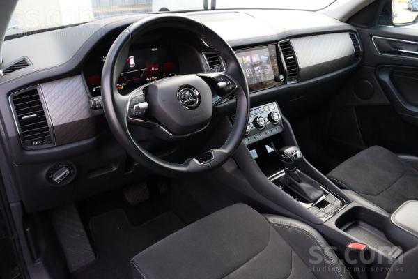 Шкода Kodiaq 2023 в Рига на AUTOMOTO.COM.LV Черный Шкода Kodiaq 2023 в Рига, объемом двигателя 2.00 л и пробегом 92 тыс. км за 26490 €, фото 10 на AUTOMOTO.COM.LV