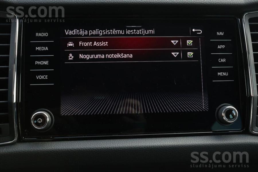 Melns Skoda Kodiaq 2023 Rīga, ar dzinēja tilpumu 2.00 L un nobraukumu 92 tūkst. km par 26490 €, foto 18 vietnē AUTOMOTO.COM.LV
