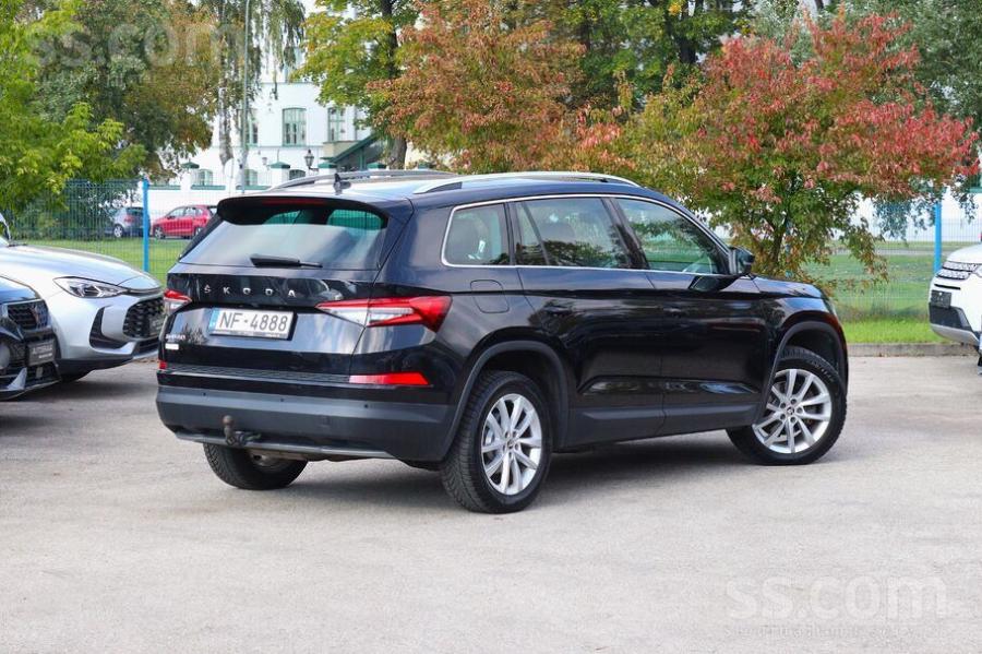 Melns Skoda Kodiaq 2023 Rīga, ar dzinēja tilpumu 2.00 L un nobraukumu 92 tūkst. km par 26490 €, foto 32 vietnē AUTOMOTO.COM.LV