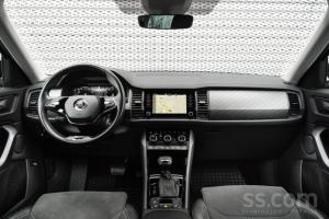 Black Skoda Kodiaq 2023 in Riga, with an engine capacity of 1.50 L and mileage of 125 thousand km for 28650 €, photo 7 on AUTOMOTO.COM.LV