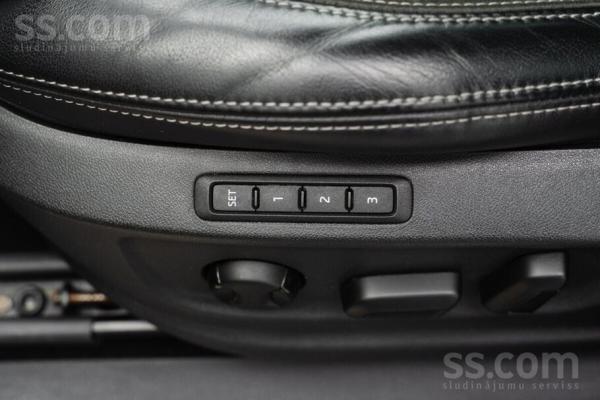 Skoda Kodiaq 2023 in Riga on AUTOMOTO.COM.LV Black Skoda Kodiaq 2023 in Riga, with an engine capacity of 1.50 L and mileage of 125 thousand km for 28650 €, photo 9 on AUTOMOTO.COM.LV