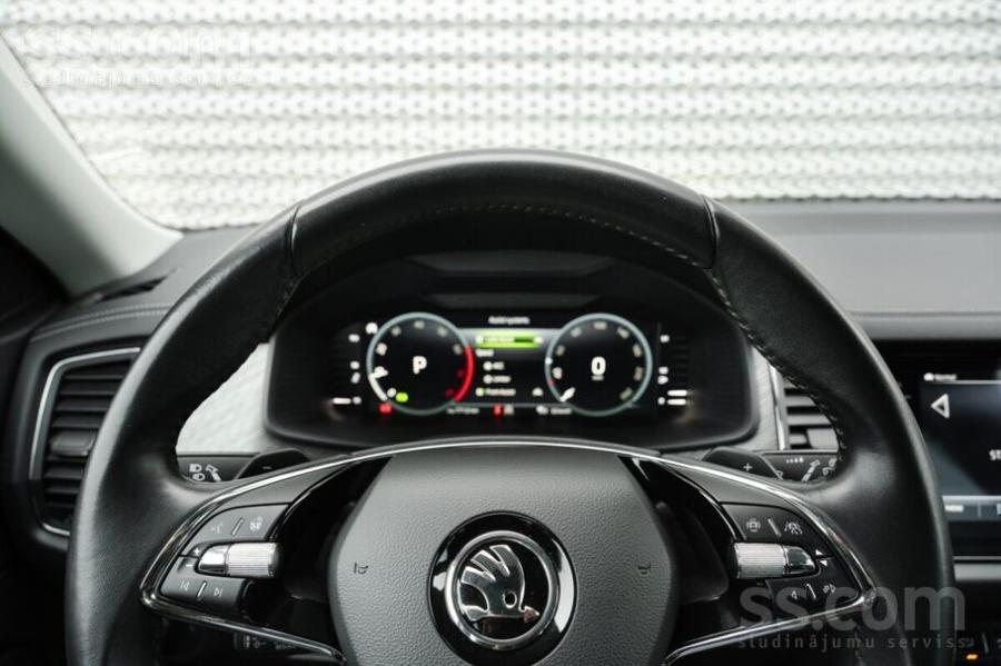 Black Skoda Kodiaq 2023 in Riga, with an engine capacity of 1.50 L and mileage of 125 thousand km for 28650 €, photo 13 on AUTOMOTO.COM.LV