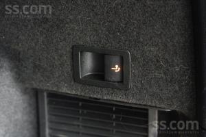Black Skoda Kodiaq 2023 in Riga, with an engine capacity of 1.50 L and mileage of 125 thousand km for 28650 €, photo 32 on AUTOMOTO.COM.LV