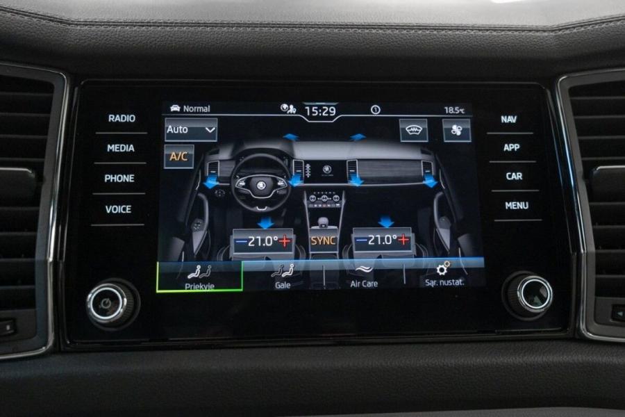 Черный Шкода Kodiaq 2023 в Вильнюс, объемом двигателя 2.00 л и пробегом 77 тыс. км за 35900 €, фото 17 на AUTOMOTO.COM.LV