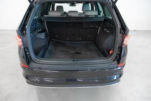 Черный Шкода Kodiaq 2023 в Вильнюс, объемом двигателя 2.00 л и пробегом 77 тыс. км за 35900 €, фото 25 на AUTOMOTO.COM.LV