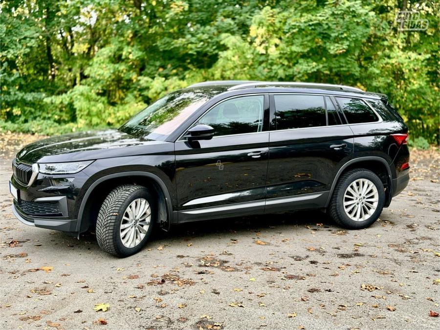 Черный Шкода Kodiaq 2023 в Каунас, объемом двигателя 2.00 л и пробегом 66 тыс. км за 29600 €, фото 3 на AUTOMOTO.COM.LV
