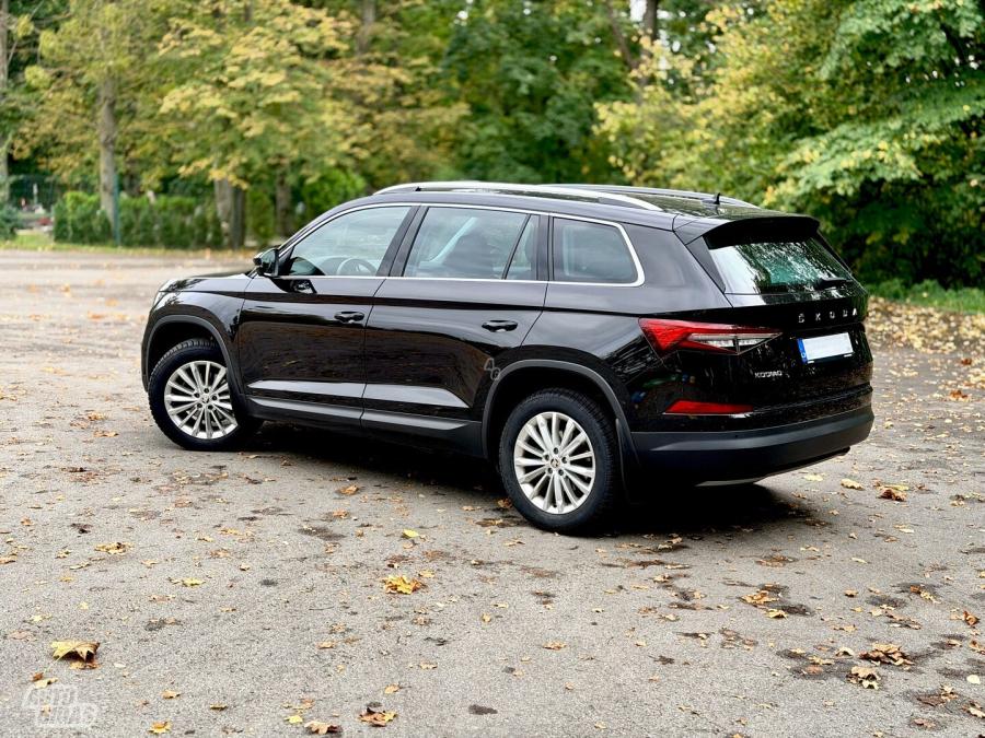 Черный Шкода Kodiaq 2023 в Каунас, объемом двигателя 2.00 л и пробегом 66 тыс. км за 29600 €, фото 4 на AUTOMOTO.COM.LV