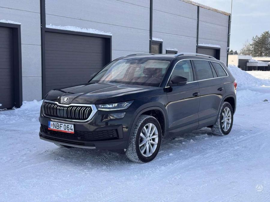 Black Skoda Kodiaq 2024 in Vilnius, with an engine capacity of 1.98 L and mileage of 73 thousand km for 33500 €, photo 1 on AUTOMOTO.COM.LV