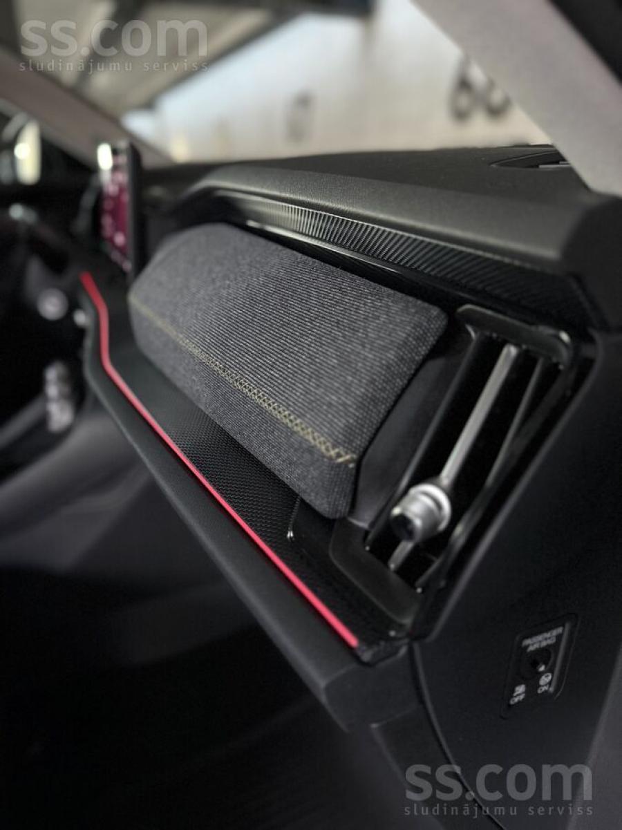 Черный Шкода Kodiaq 2024 в Рига, объемом двигателя 2.00 л и пробегом 33 тыс. км за 32500 €, фото 24 на AUTOMOTO.COM.LV