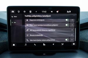 Black Skoda Kodiaq 2024 in Riga, with an engine capacity of 1.50 L and mileage of 39 thousand km for 33500 €, photo 21 on AUTOMOTO.COM.LV