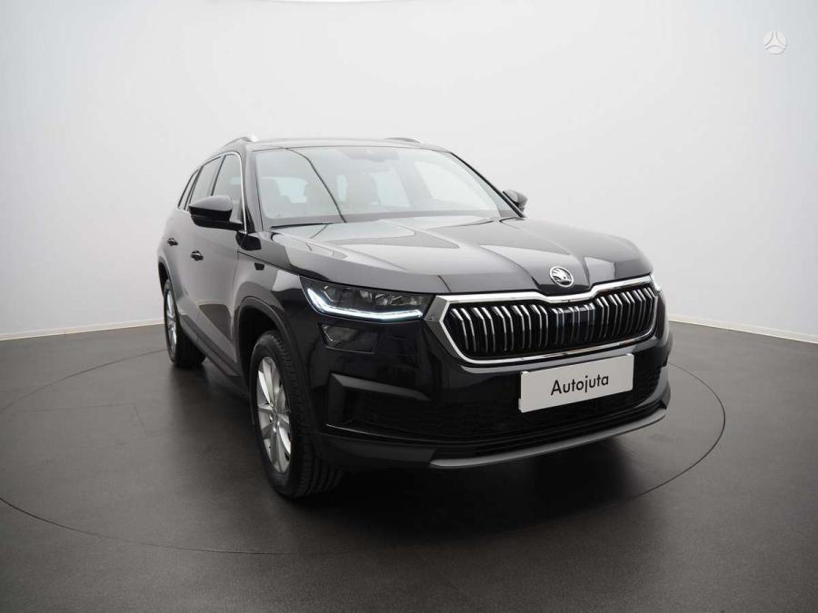 Black Skoda Kodiaq 2024 in Vilnius, with an engine capacity of 1.98 L and mileage of 134 thousand km for 31600 €, photo 4 on AUTOMOTO.COM.LV