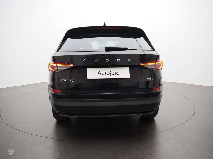 Black Skoda Kodiaq 2024 in Vilnius, with an engine capacity of 1.98 L and mileage of 134 thousand km for 31600 €, photo 6 on AUTOMOTO.COM.LV
