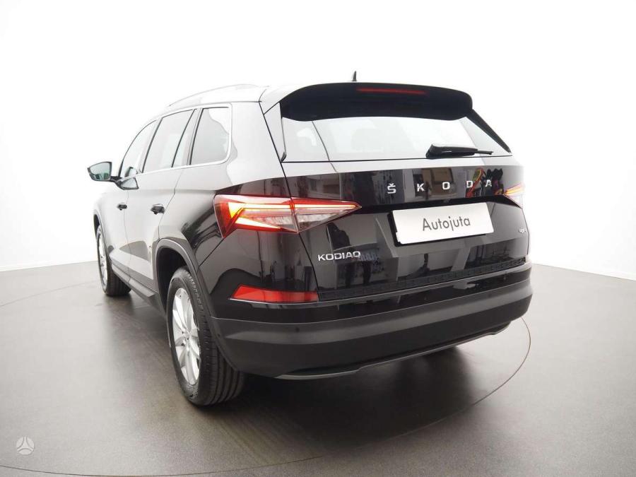 Black Skoda Kodiaq 2024 in Vilnius, with an engine capacity of 1.98 L and mileage of 134 thousand km for 31600 €, photo 7 on AUTOMOTO.COM.LV