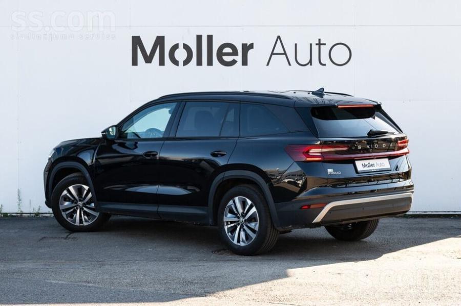 Melns Skoda Kodiaq 2024 Rīga, ar dzinēja tilpumu 1.50 L un nobraukumu 39 tūkst. km par 33500 €, foto 4 vietnē AUTOMOTO.COM.LV
