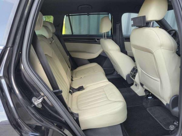 Melns Skoda Kodiaq 2024 Viļņa, ar dzinēja tilpumu 1.98 L un nobraukumu 74 tūkst. km par 37500 €, foto 6 vietnē AUTOMOTO.COM.LV