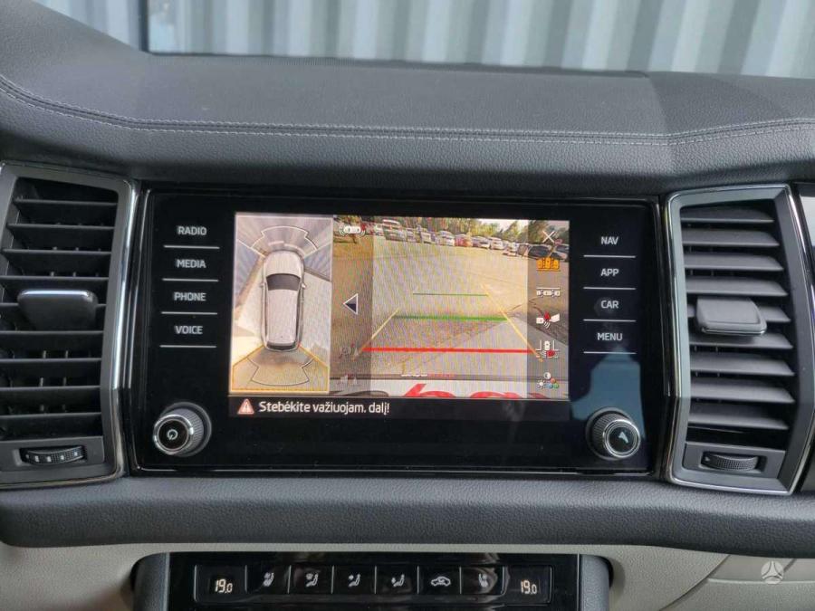 Черный Шкода Kodiaq 2024 в Вильнюс, объемом двигателя 1.98 л и пробегом 74 тыс. км за 37500 €, фото 19 на AUTOMOTO.COM.LV