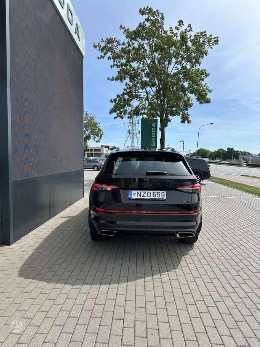 Черный Шкода Kodiaq 2024 в Клайпеда, объемом двигателя 1.98 л и пробегом 32 тыс. км за 38880 €, фото 7 на AUTOMOTO.COM.LV