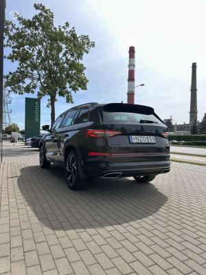 Черный Шкода Kodiaq 2024 в Клайпеда, объемом двигателя 1.98 л и пробегом 32 тыс. км за 38880 €, фото 8 на AUTOMOTO.COM.LV