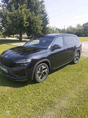 Black Skoda Kodiaq 2024 in Plunge, with an engine capacity of 1.97 L and mileage of 15 thousand km for 37000 €, photo 6 on AUTOMOTO.COM.LV