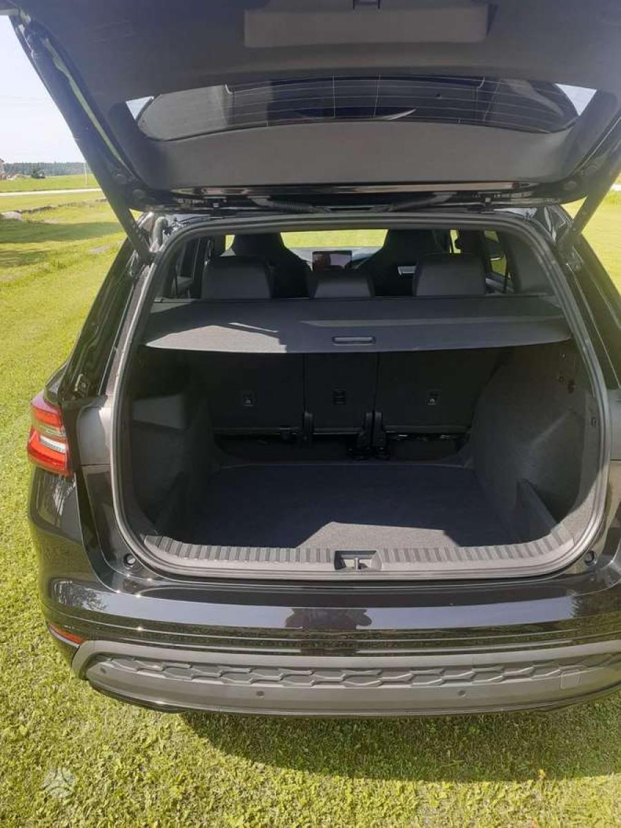Black Skoda Kodiaq 2024 in Plunge, with an engine capacity of 1.97 L and mileage of 15 thousand km for 37000 €, photo 11 on AUTOMOTO.COM.LV