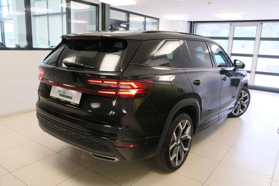 Melns Skoda Kodiaq 2024 Viļņa, ar dzinēja tilpumu 1.97 L un nobraukumu 56 tūkst. km par 39950 €, foto 3 vietnē AUTOMOTO.COM.LV