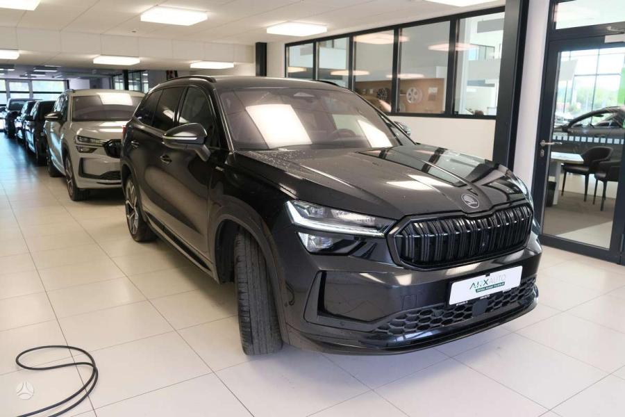 Melns Skoda Kodiaq 2024 Viļņa, ar dzinēja tilpumu 1.97 L un nobraukumu 56 tūkst. km par 39950 €, foto 4 vietnē AUTOMOTO.COM.LV