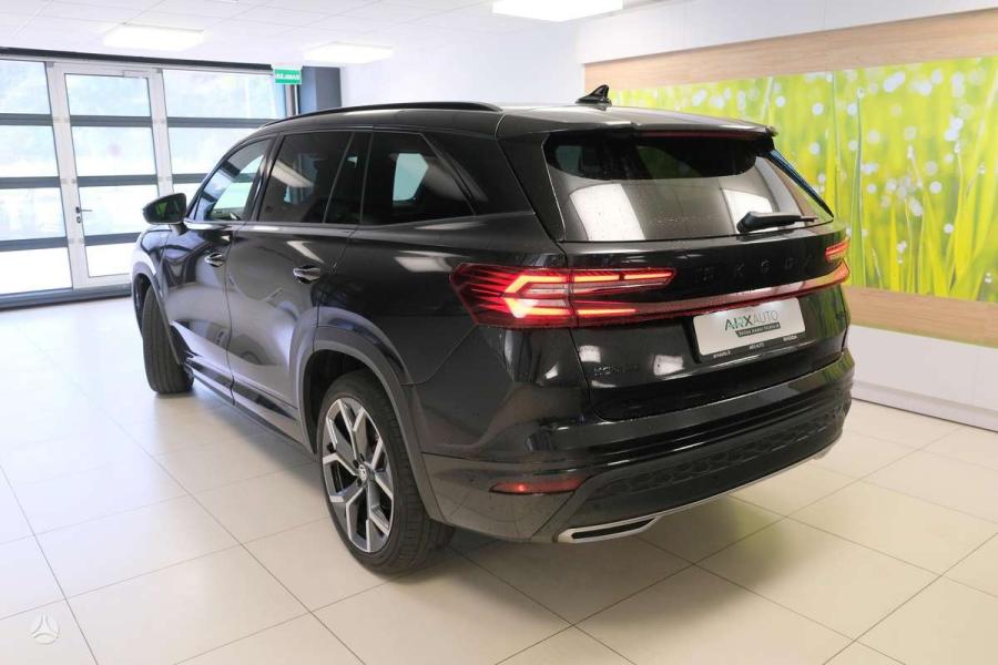 Melns Skoda Kodiaq 2024 Viļņa, ar dzinēja tilpumu 1.97 L un nobraukumu 56 tūkst. km par 39950 €, foto 5 vietnē AUTOMOTO.COM.LV