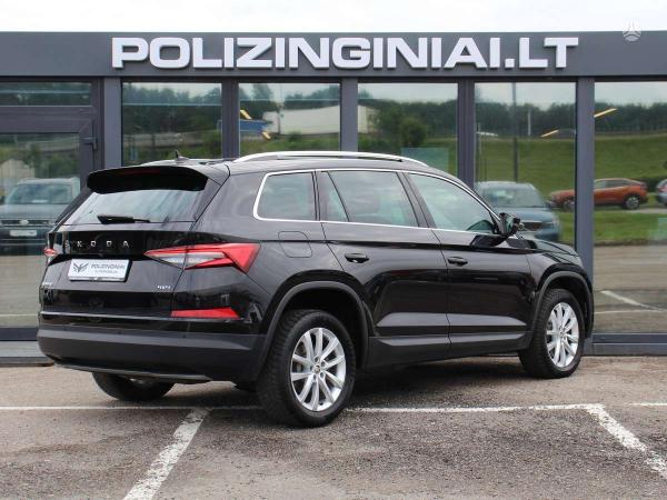 Черный Шкода Kodiaq 2024 в Вильнюс, объемом двигателя 1.98 л и пробегом 79 тыс. км за 32450 €, фото 5 на AUTOMOTO.COM.LV