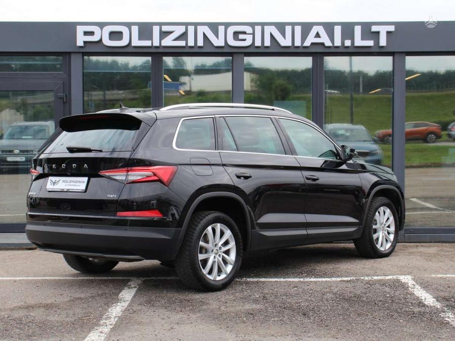 Черный Шкода Kodiaq 2024 в Вильнюс, объемом двигателя 1.98 л и пробегом 79 тыс. км за 32450 €, фото 5 на AUTOMOTO.COM.LV