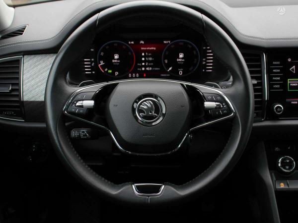 Черный Шкода Kodiaq 2024 в Вильнюс, объемом двигателя 1.98 л и пробегом 79 тыс. км за 32450 €, фото 6 на AUTOMOTO.COM.LV