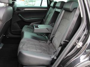 Черный Шкода Kodiaq 2024 в Вильнюс, объемом двигателя 1.98 л и пробегом 79 тыс. км за 32450 €, фото 18 на AUTOMOTO.COM.LV