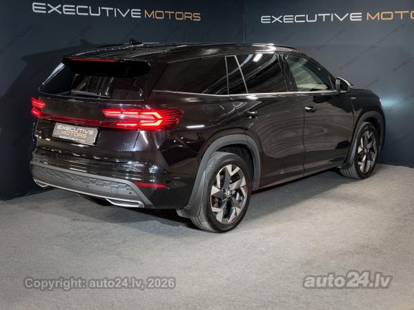 Melns Skoda Kodiaq 2024 Tallina, ar dzinēja tilpumu 2.00 L un nobraukumu 38 tūkst. km par 47900 €, foto 3 vietnē AUTOMOTO.COM.LV