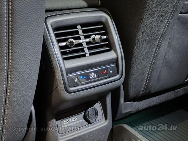 Melns Skoda Kodiaq 2024 Tallina, ar dzinēja tilpumu 2.00 L un nobraukumu 38 tūkst. km par 47900 €, foto 10 vietnē AUTOMOTO.COM.LV