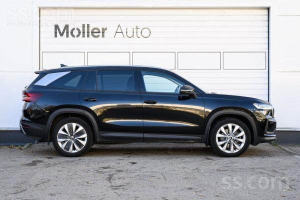 Black Skoda Kodiaq 2024 in Riga, with an engine capacity of 2.00 L and mileage of 47 thousand km for 34950 €, photo 6 on AUTOMOTO.COM.LV