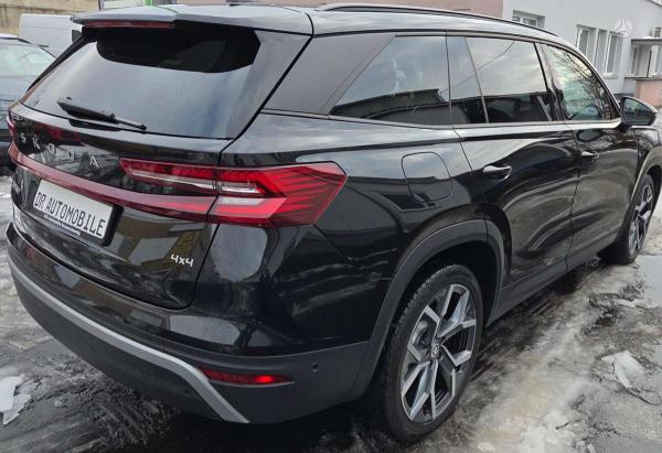 Black Skoda Kodiaq 2025 in Kaunas, with an engine capacity of 1.97 L and mileage of 6 thousand km for 48500 €, photo 3 on AUTOMOTO.COM.LV