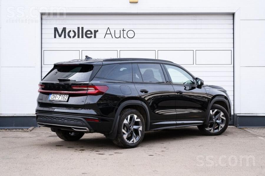 Melns Skoda Kodiaq 2025 Rīga, ar dzinēja tilpumu 1.50 L un nobraukumu 10 tūkst. km par 44550 €, foto 3 vietnē AUTOMOTO.COM.LV