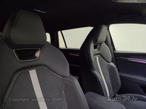 Melns Skoda Kodiaq 2025 Tallina, ar dzinēja tilpumu 1.50 L un nobraukumu 10 tūkst. km par 43200 €, foto 18 vietnē AUTOMOTO.COM.LV