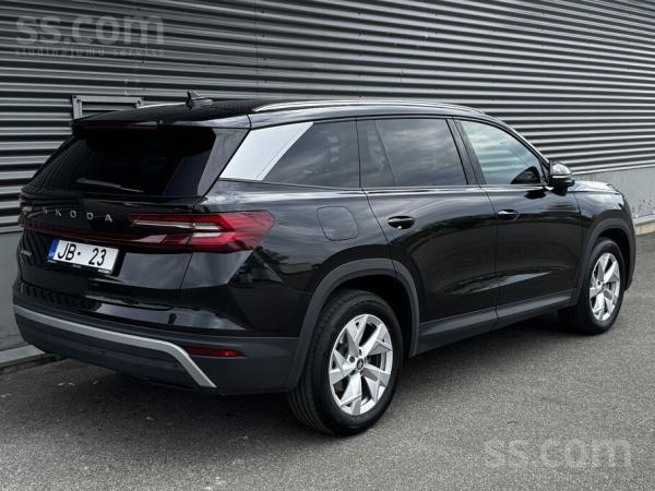 Melns Skoda Kodiaq 2025 Rīga, ar dzinēja tilpumu 1.50 L un nobraukumu 23 tūkst. km par 34900 €, foto 5 vietnē AUTOMOTO.COM.LV