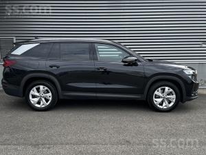 Melns Skoda Kodiaq 2025 Rīga, ar dzinēja tilpumu 1.50 L un nobraukumu 23 tūkst. km par 34500 €, foto 7 vietnē AUTOMOTO.COM.LV