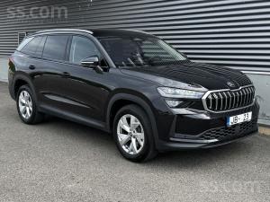 Melns Skoda Kodiaq 2025 Rīga, ar dzinēja tilpumu 1.50 L un nobraukumu 23 tūkst. km par 34500 €, foto 8 vietnē AUTOMOTO.COM.LV