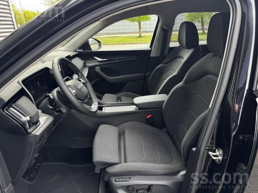 Melns Skoda Kodiaq 2025 Rīga, ar dzinēja tilpumu 1.50 L un nobraukumu 23 tūkst. km par 34500 €, foto 11 vietnē AUTOMOTO.COM.LV