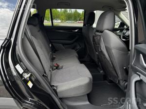 Melns Skoda Kodiaq 2025 Rīga, ar dzinēja tilpumu 1.50 L un nobraukumu 23 tūkst. km par 34500 €, foto 13 vietnē AUTOMOTO.COM.LV