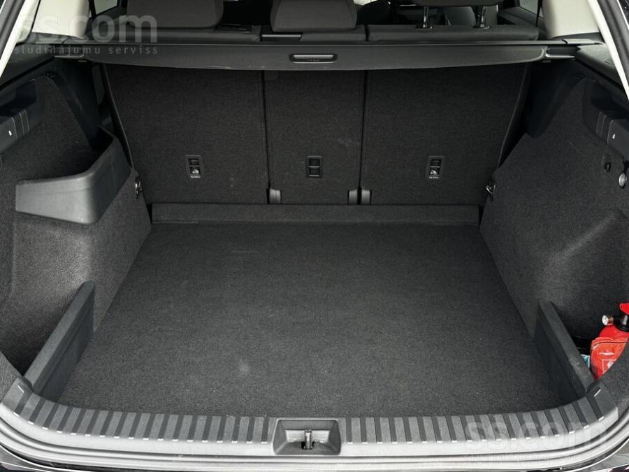 Melns Skoda Kodiaq 2025 Rīga, ar dzinēja tilpumu 1.50 L un nobraukumu 23 tūkst. km par 34500 €, foto 29 vietnē AUTOMOTO.COM.LV