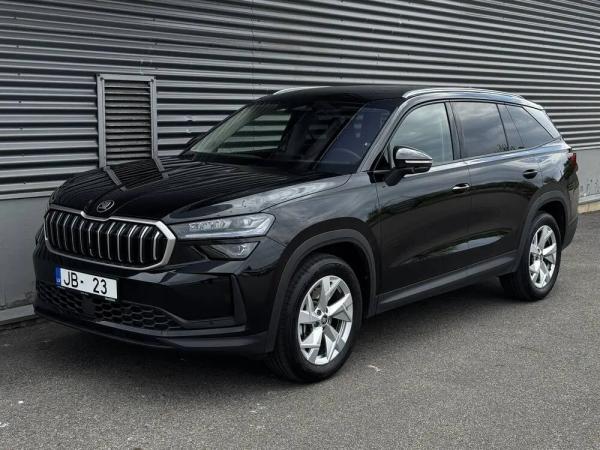 Черный Шкода Kodiaq 2025 в Рига, объемом двигателя 1.50 л и пробегом 23 тыс. км за 34900 €, фото 1 на AUTOMOTO.COM.LV