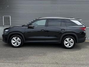 Черный Шкода Kodiaq 2025 в Рига, объемом двигателя 1.50 л и пробегом 23 тыс. км за 34900 €, фото 3 на AUTOMOTO.COM.LV