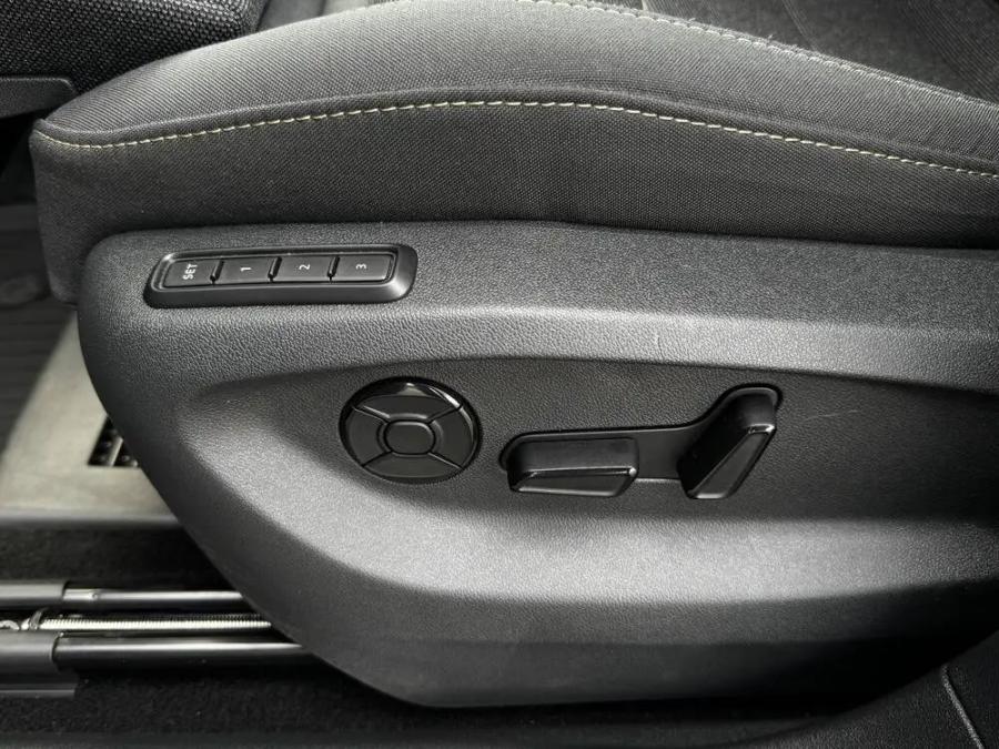 Черный Шкода Kodiaq 2025 в Рига, объемом двигателя 1.50 л и пробегом 23 тыс. км за 34900 €, фото 16 на AUTOMOTO.COM.LV