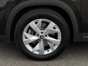 Черный Шкода Kodiaq 2025 в Рига, объемом двигателя 1.50 л и пробегом 23 тыс. км за 34900 €, фото 32 на AUTOMOTO.COM.LV