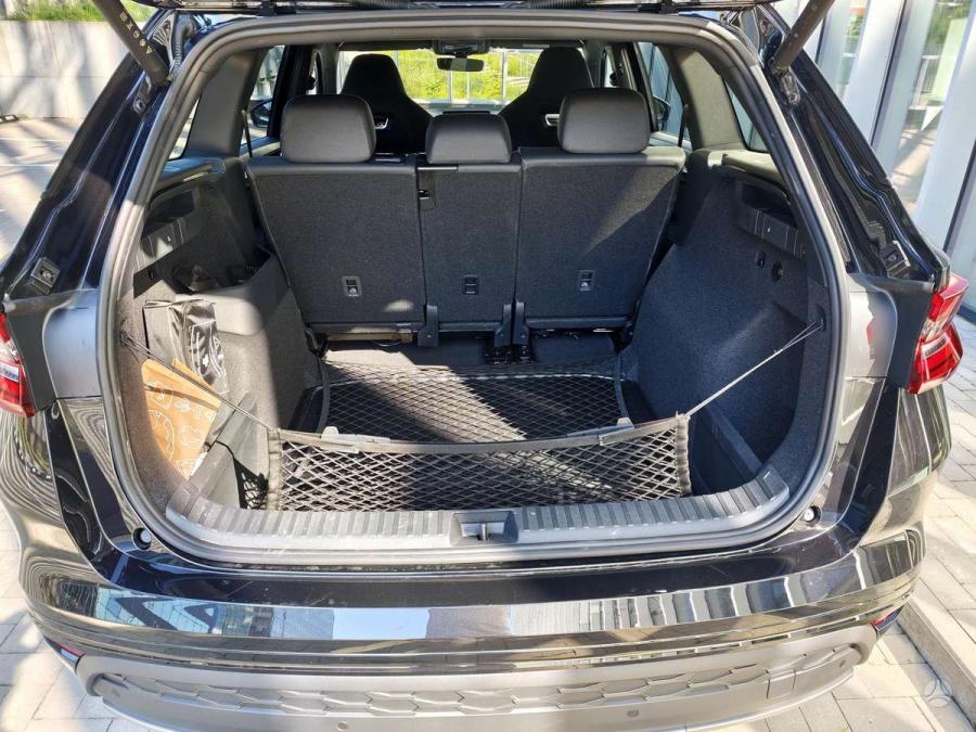 Melns Skoda Kodiaq 2025 Viļņa, ar dzinēja tilpumu 1.50 L un nobraukumu 5 tūkst. km par 37500 €, foto 19 vietnē AUTOMOTO.COM.LV