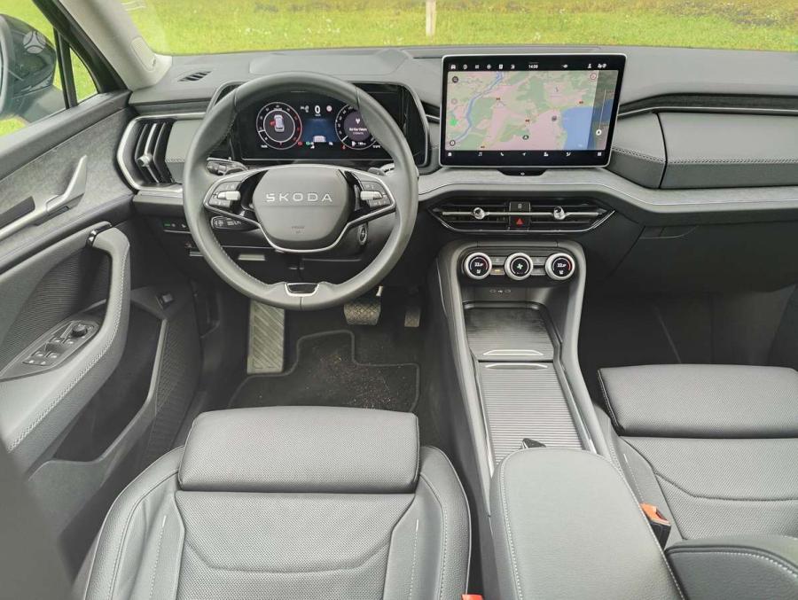 Black Skoda Kodiaq 2025 in Kaunas, with an engine capacity of 1.97 L and mileage of 5 thousand km for 45900 €, photo 9 on AUTOMOTO.COM.LV